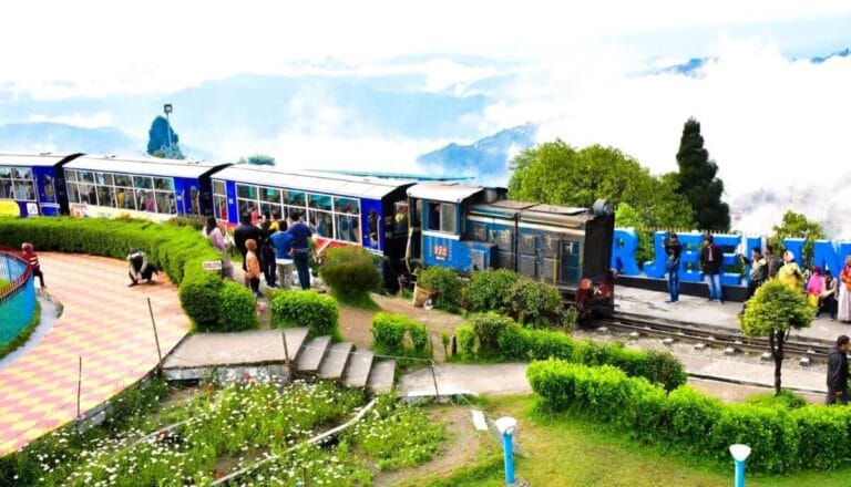 Darjeeling Toy Train: Route, Timings, Ticket Booking & Experience