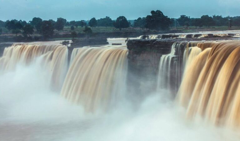 7 Best Waterfalls in India You Must Visit in 2025