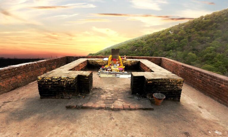 Rajgir Travel Guide: Top Attractions, Hot Springs & Heritage Sites in Bihar