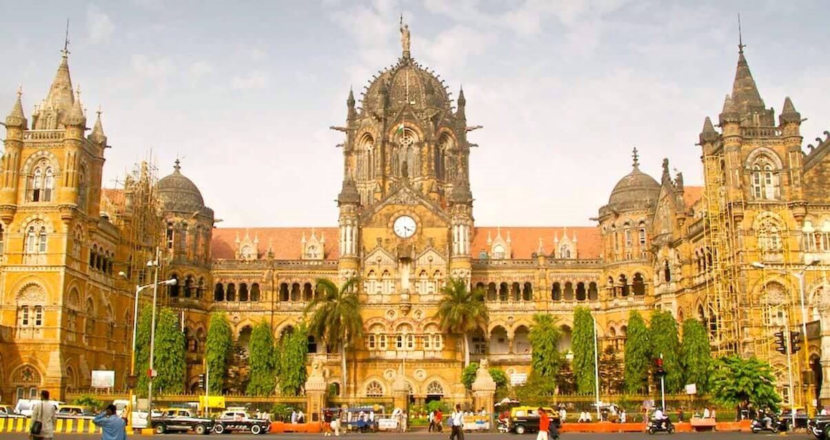 20 Best Architectural Buildings India - Monuments & Heritage Sites